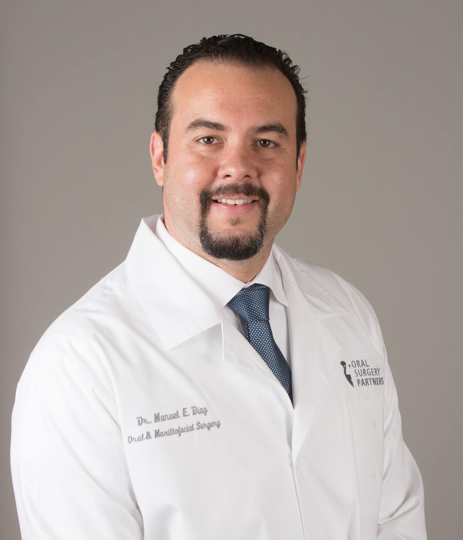 Manuel Enrique Díaz DDS – Cirujano Oral – Houston, Texas, TX